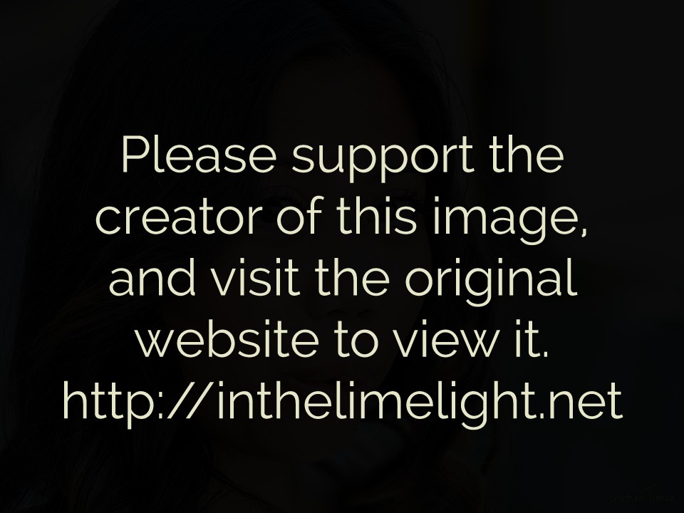 Cassandra’s Headshot | Jonathan Timar