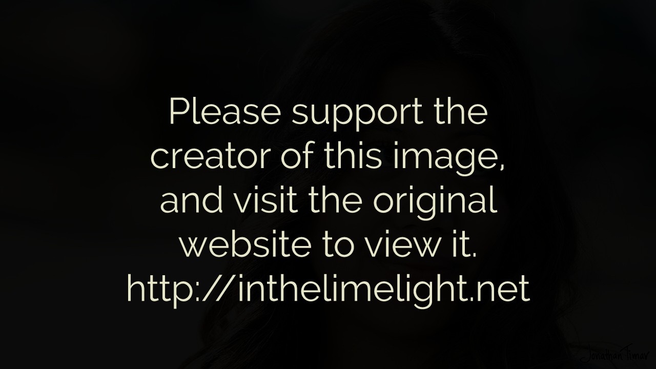 Cassandra’s Headshot | Jonathan Timar